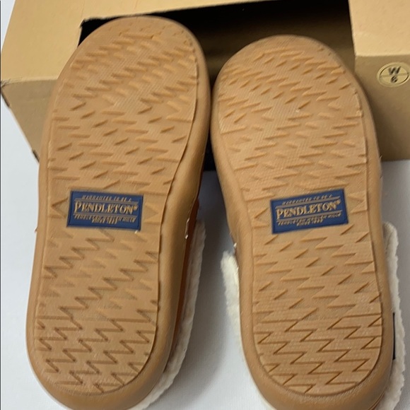 Pendleton | Shoes | Pendleton Caravan Fold Slippers | Poshmark